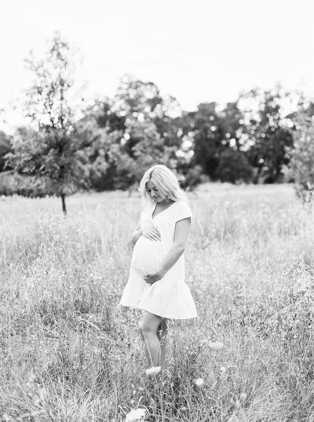Beautiful Sunset Maternity Session for Maya & Mason ⎹ Oregon Maternity ...